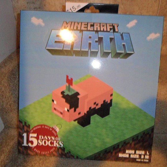 Minecraft | Accessories | 5 Days Of Socks Christmas Advent Countdown ...